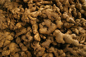 How Does Ginger Root Help the Stomach? - Vitamins and Their Uses